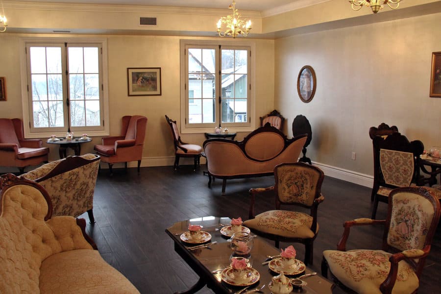 The Secret Garden Tea House - Fryett Turner Architects Inc.